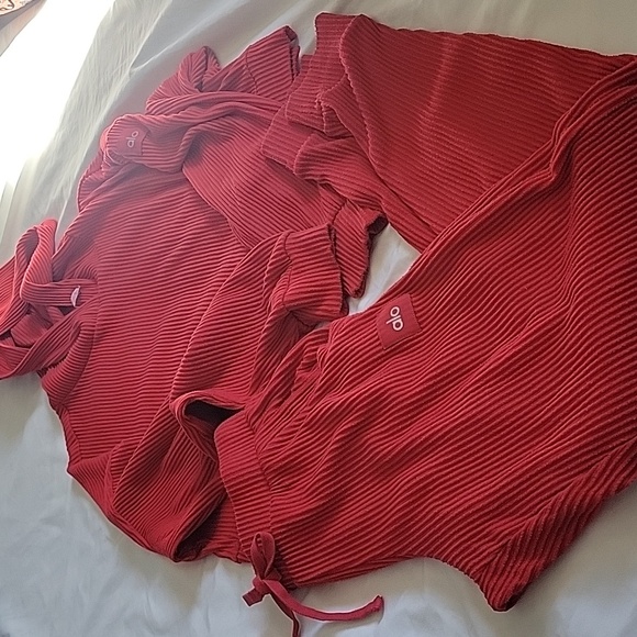ALO Yoga | Other | Alo Muse Sweatshirt Set Red | Poshmark